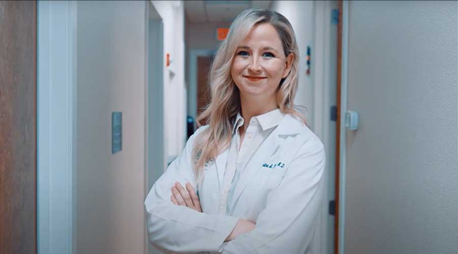 Cassandra Ricketts, MD | Florida Orthopaedic Institute